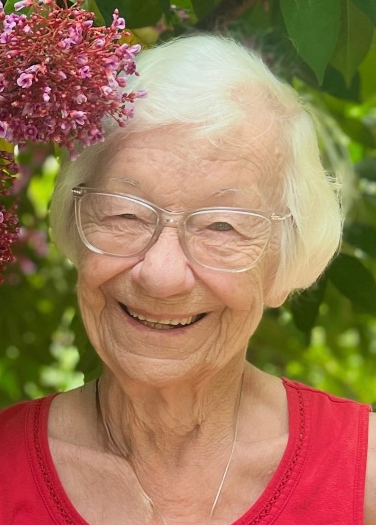 ROSE MARY DAVIS - Southern Lakes Newspapers